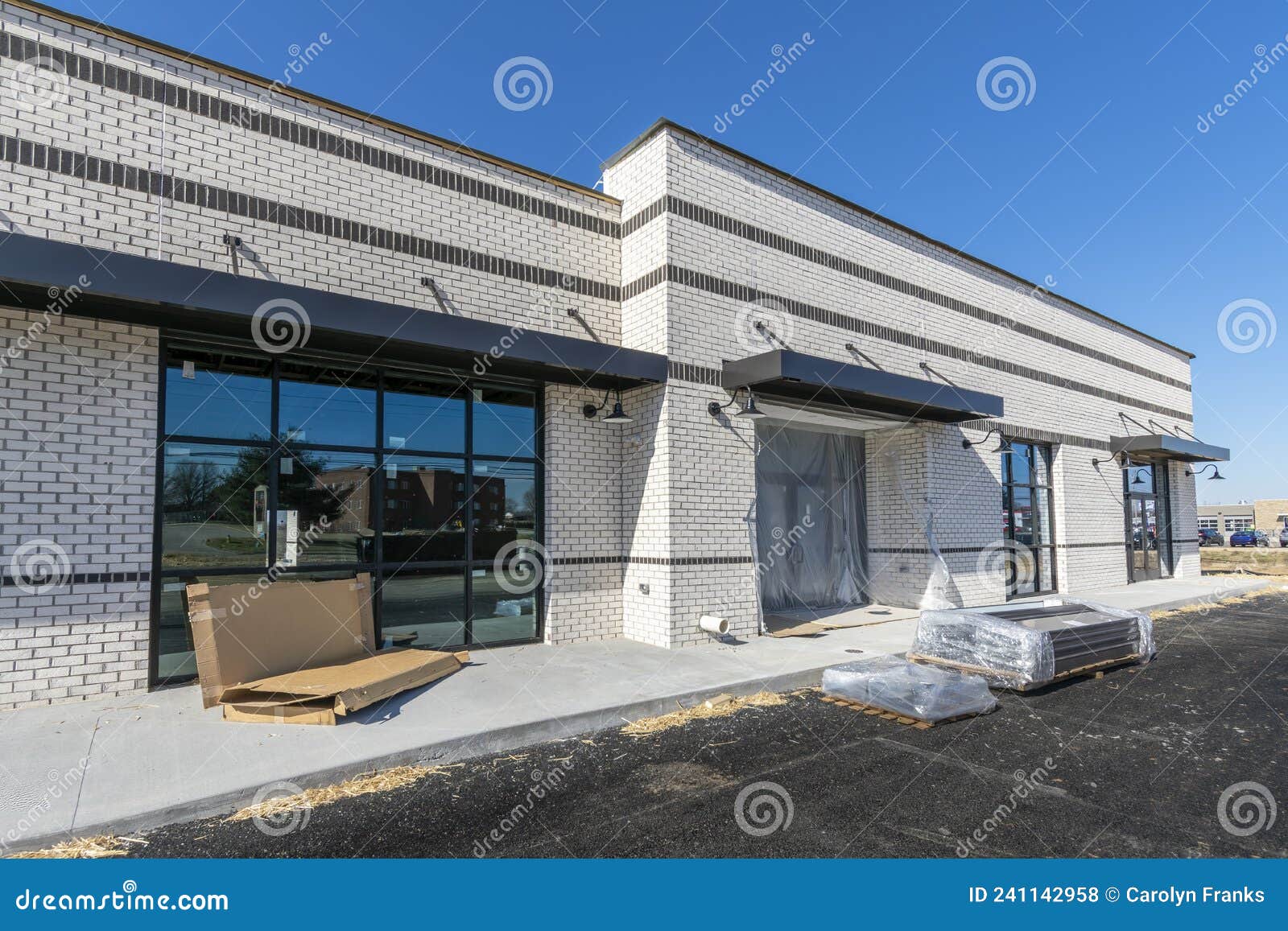 Small Retail Center Being Constructed Stock Photo - Image of site ...