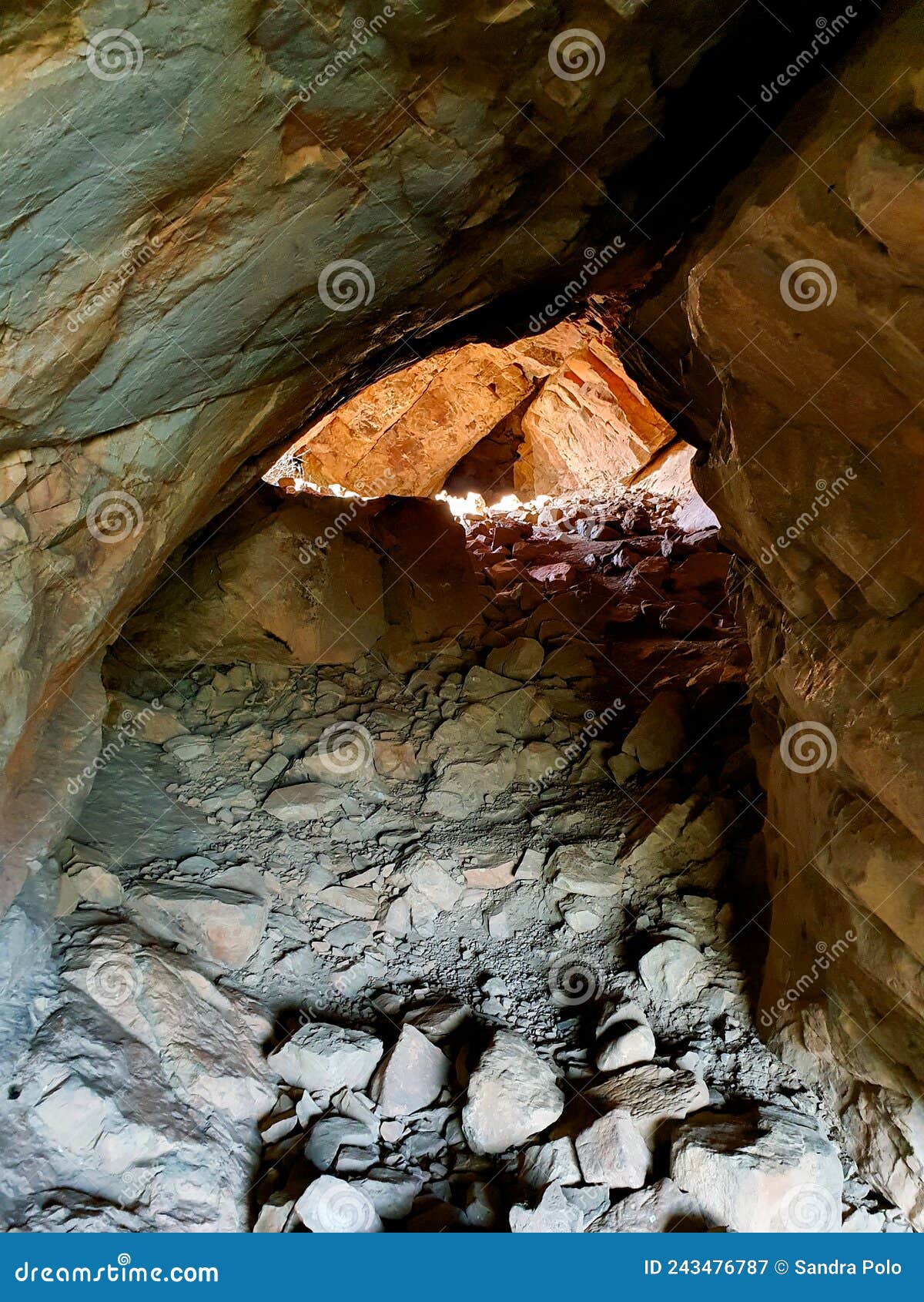 Small Rocky Cave with Light at the End Stock Image - Image of hiking ...