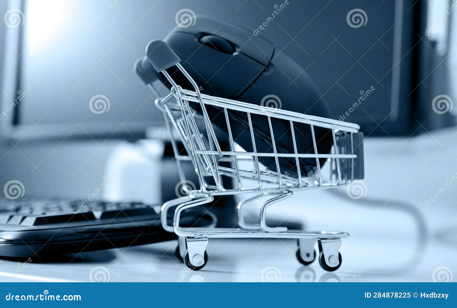 Small Shopping Cart with Mouse Stock Image - Image of internet ...