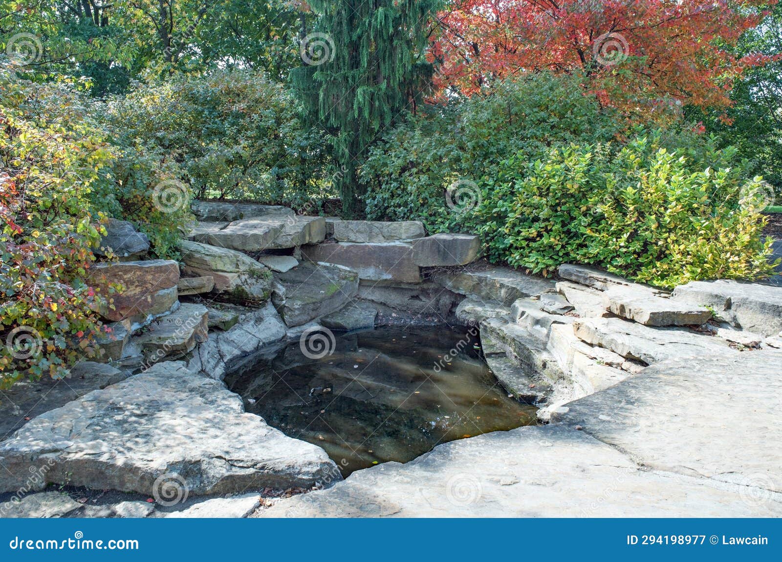 Limestone Surrounded Natural Spring Pool Stock Image - Image of outside ...