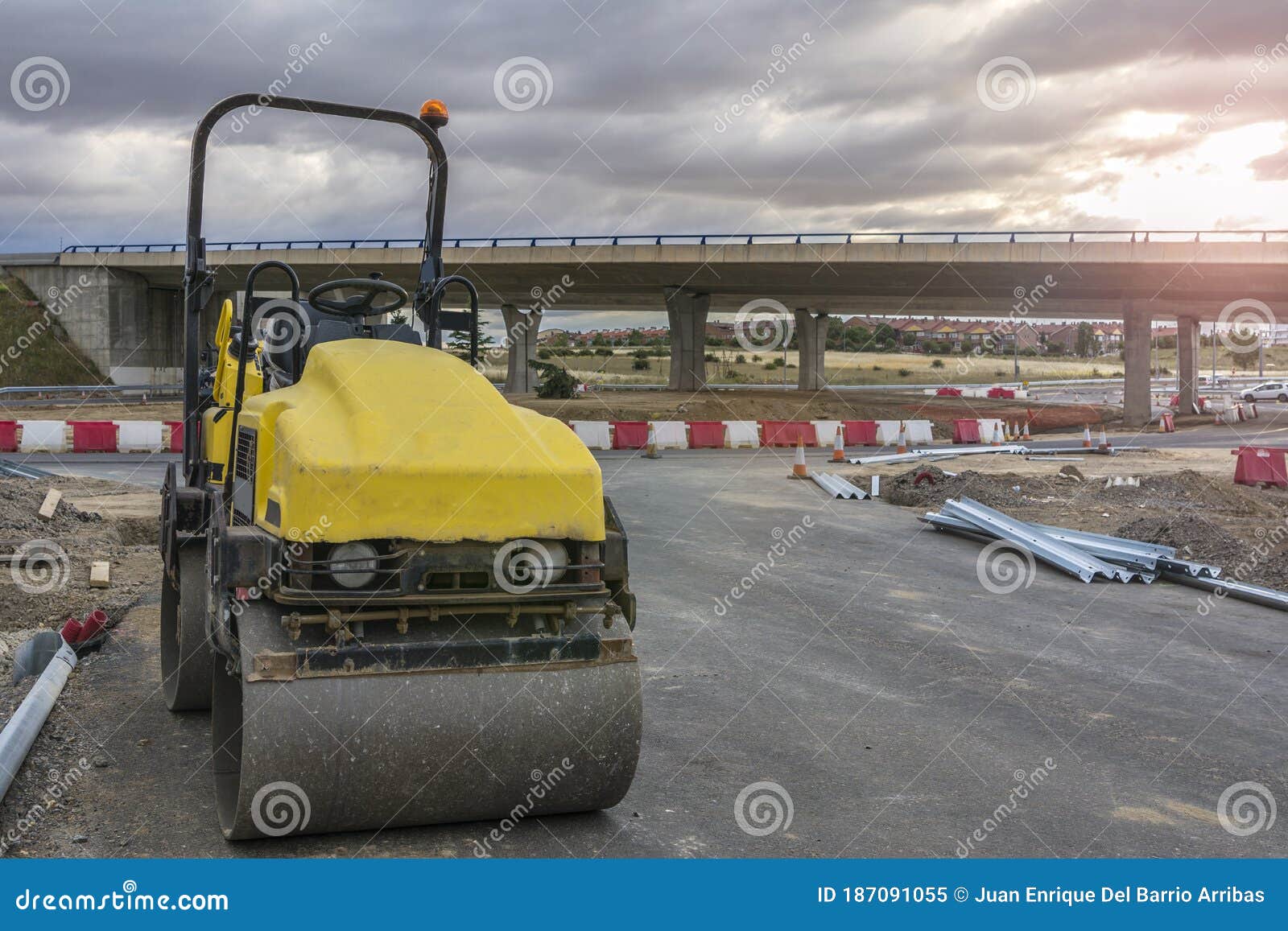 Small Steamroller Repairing a Highway Stock Image - Image of pavement ...