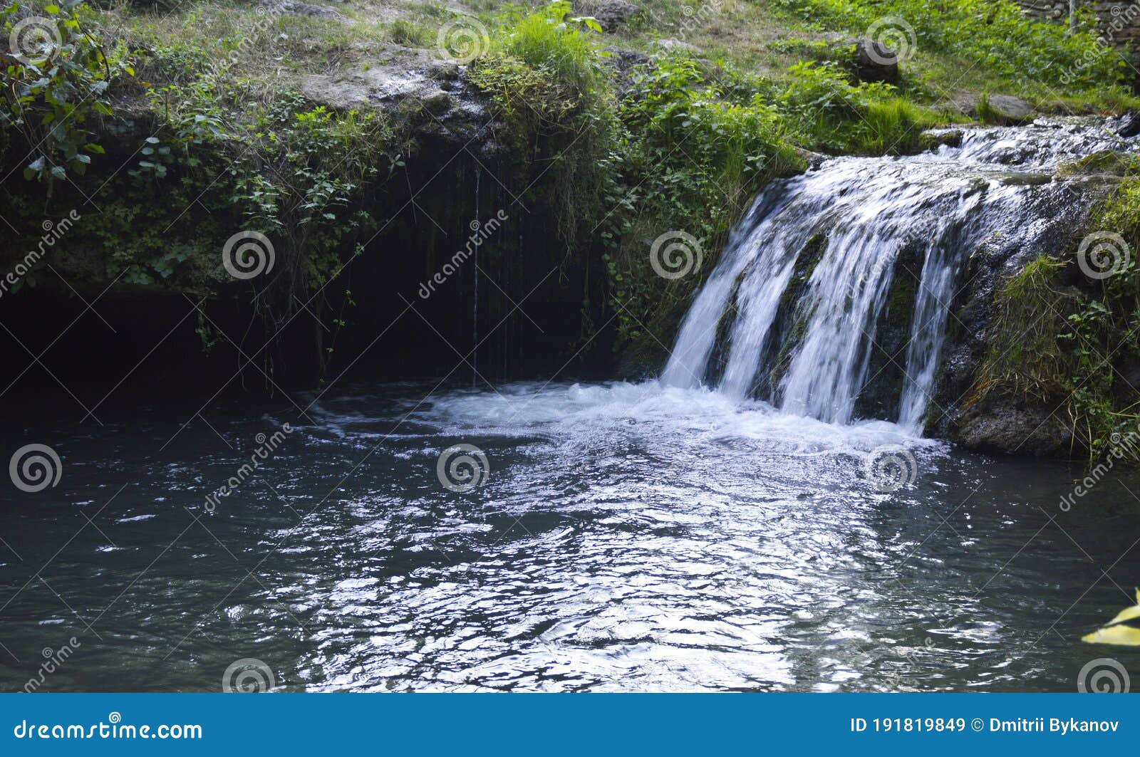 A Stream of Water Flows into a Lake Stock Image - Image of park, fall ...