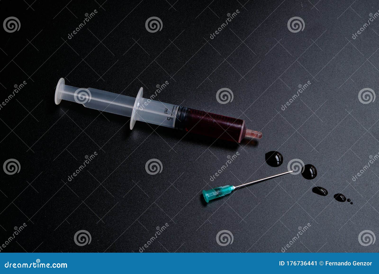 Sharp And Hollow Needle Of The Syringe Royalty-Free Stock Image ...