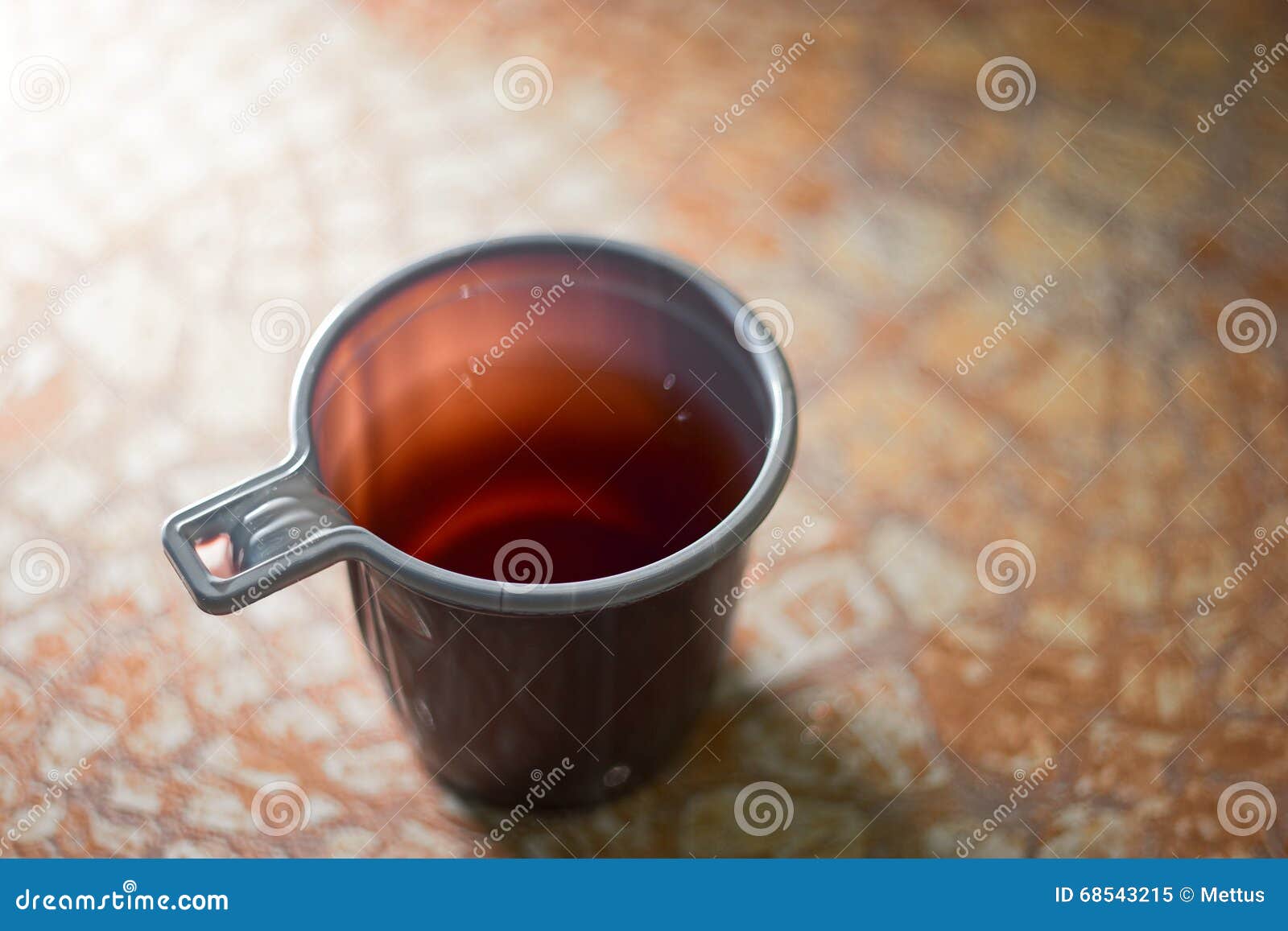 Small Takeaway Plastic Cup of Tea, Shallow DOF, Selective Focus Stock ...