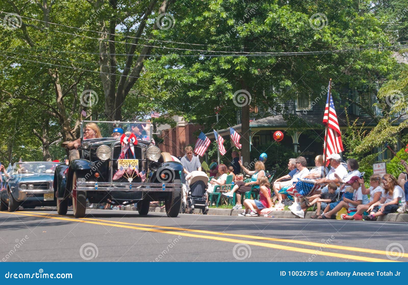 Small Town 4th of July Parade Editorial Image - Image of community ...