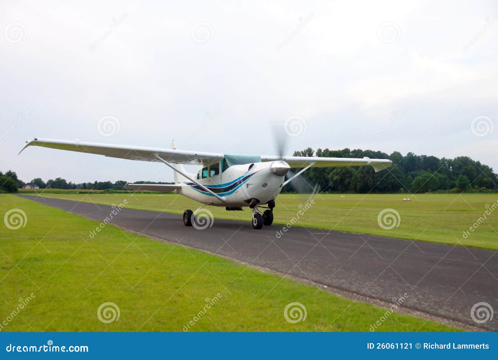 Small turboprop plane stock image. Image of rolling, airfield - 26061121
