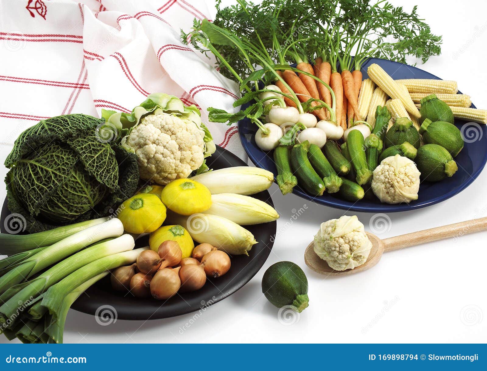 COMPOSITION DE LEGUMES stock photo. Image of green, marrow - 169898794