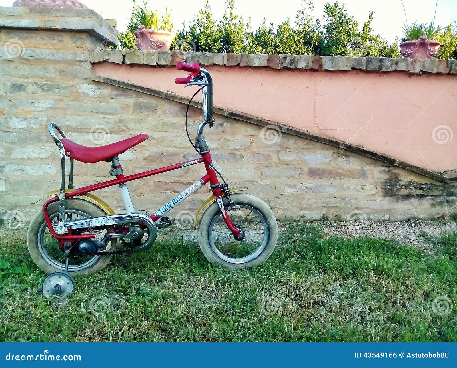 Small vintage bike editorial photo. Image of garden, children - 43549166