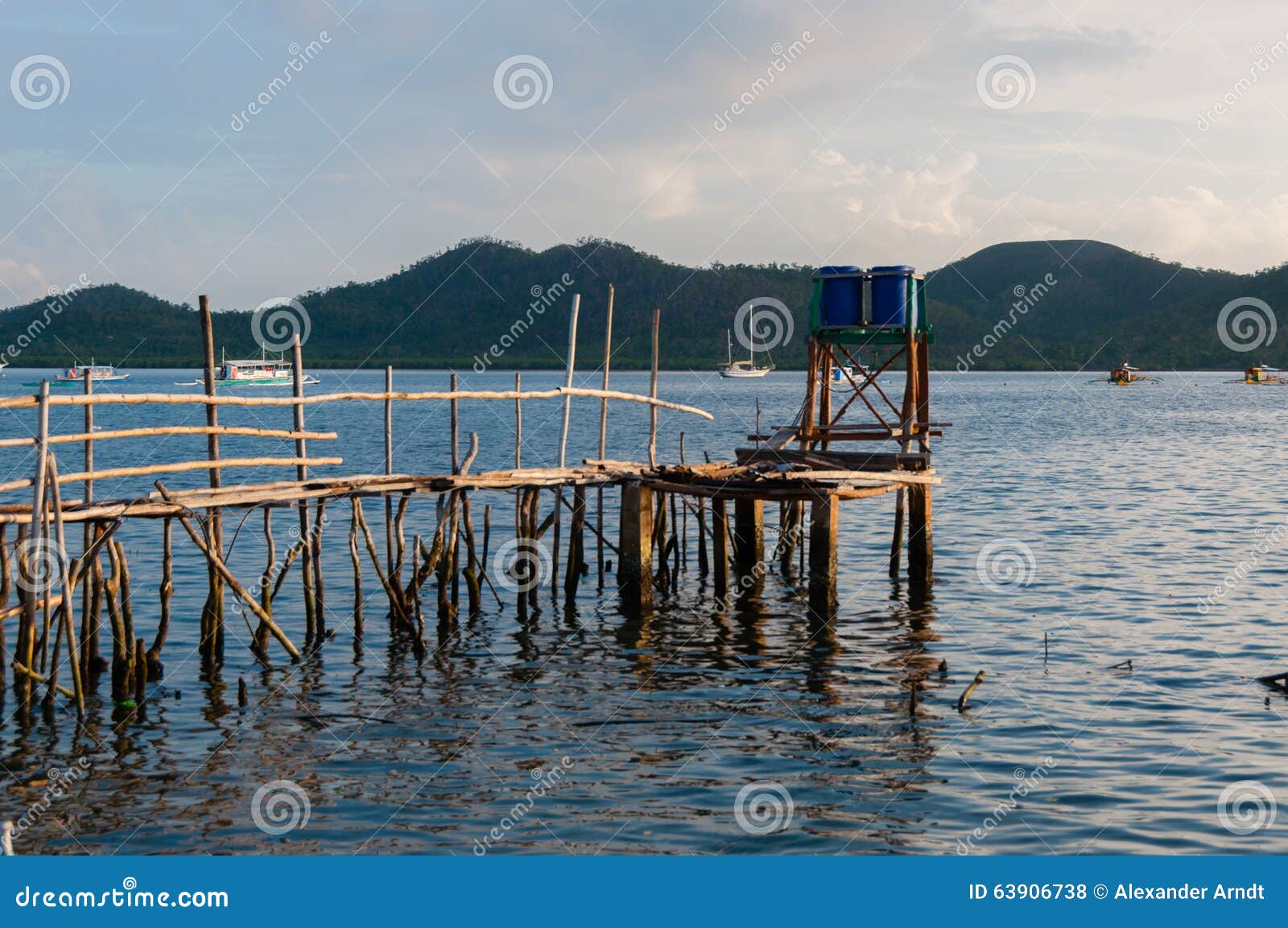 Small Wood Jetty Front Ocean Island Stock Photos - Free & Royalty-Free ...