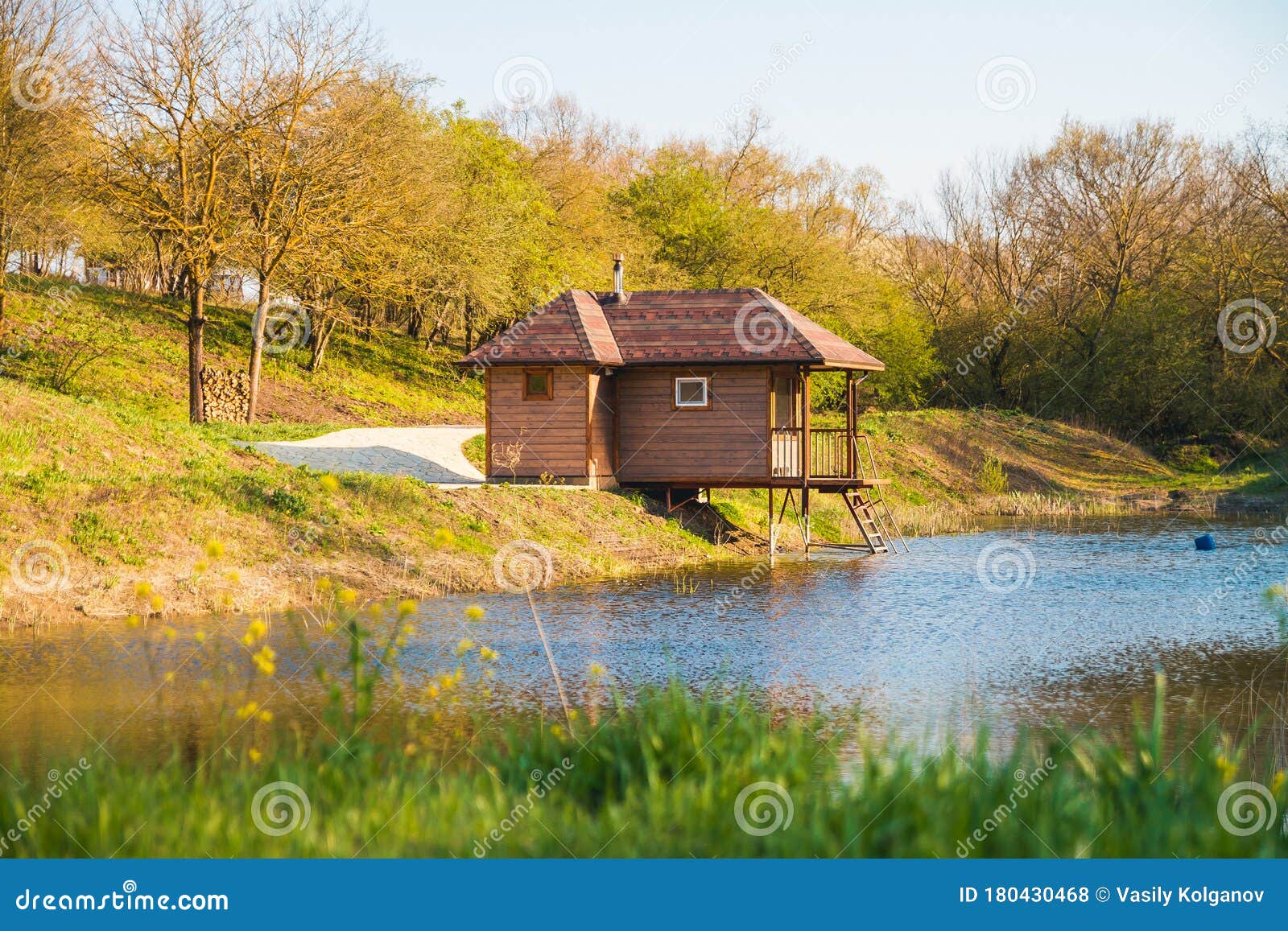 Small Wooden House on the Lake Stock Photo - Image of autumn, field ...
