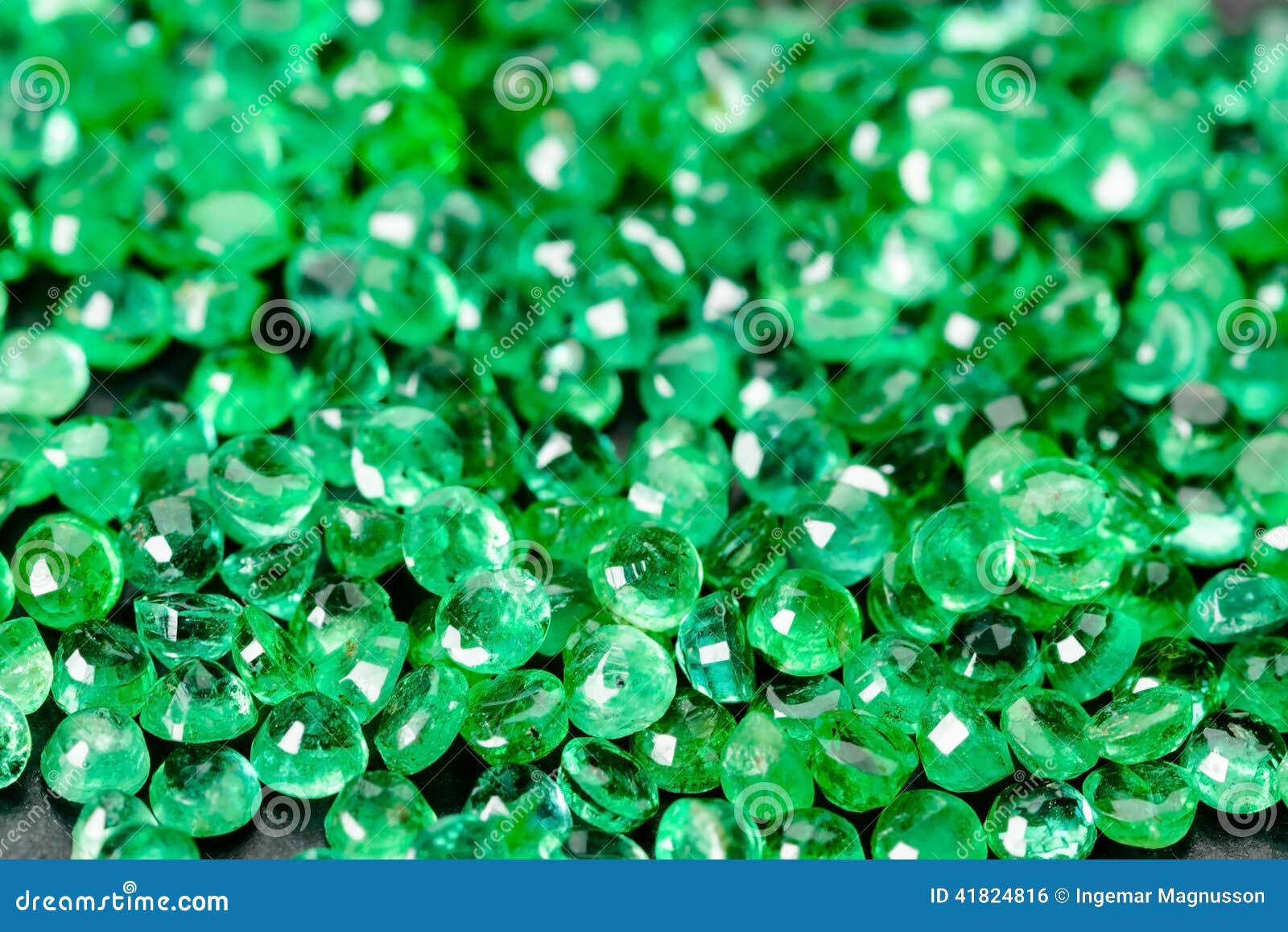 Smaragden, veel stock foto. Image of juweel, stapel, duur - 41824816