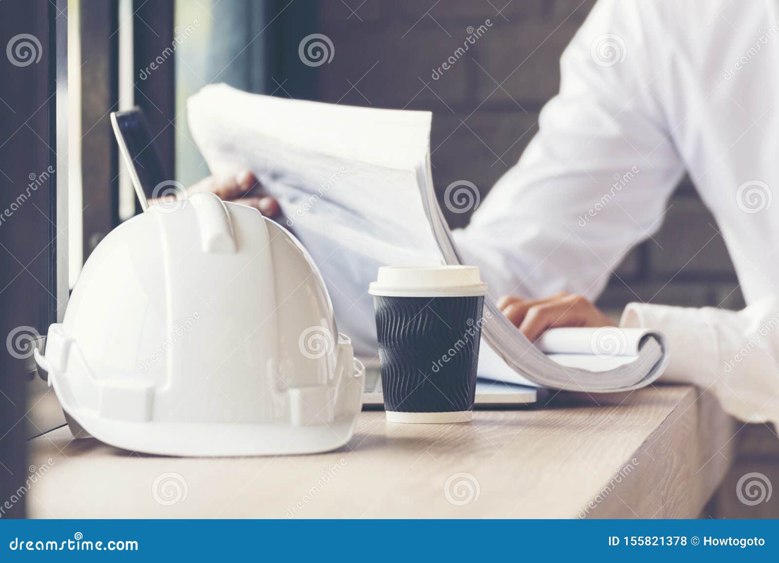 Smart Engineer Working Outdoor at the Coffee Shop Stock Photo - Image ...