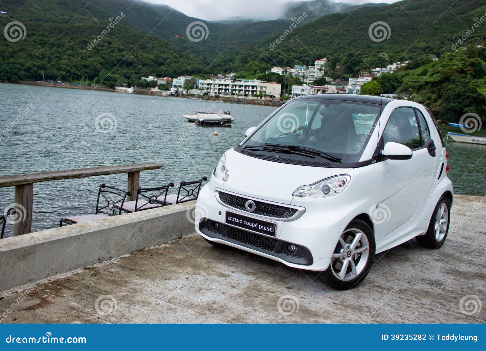 Smart Fortwo Coupe Pluse 2012 Editorial Photography - Image of white ...