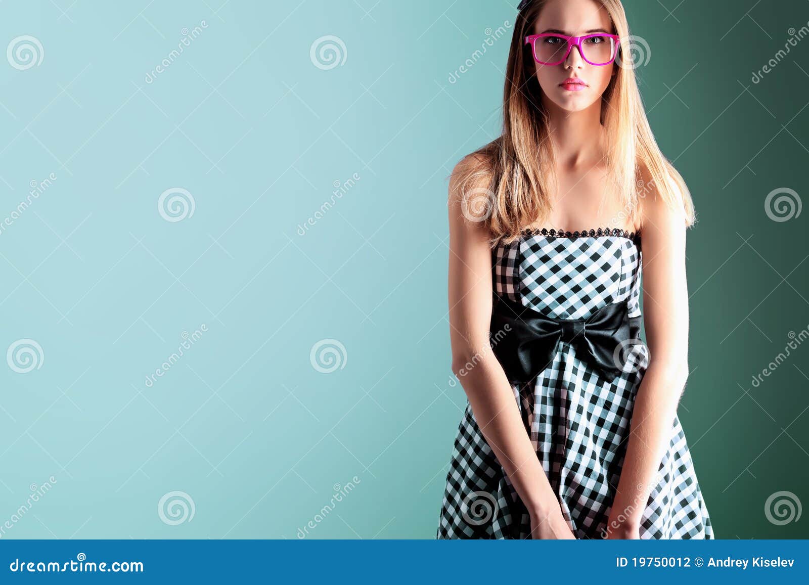 Smart Girl Picture. Image: 19750012