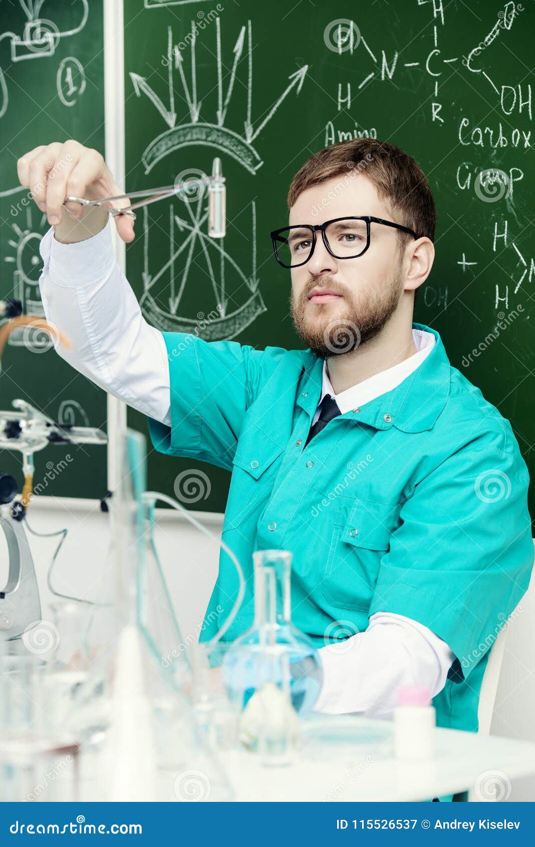 Make chemical experiment stock image. Image of equipment - 115526537
