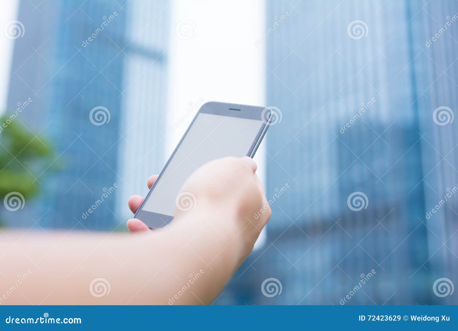 Smart Phone and City Building. Stock Image - Image of phone, show: 72423629