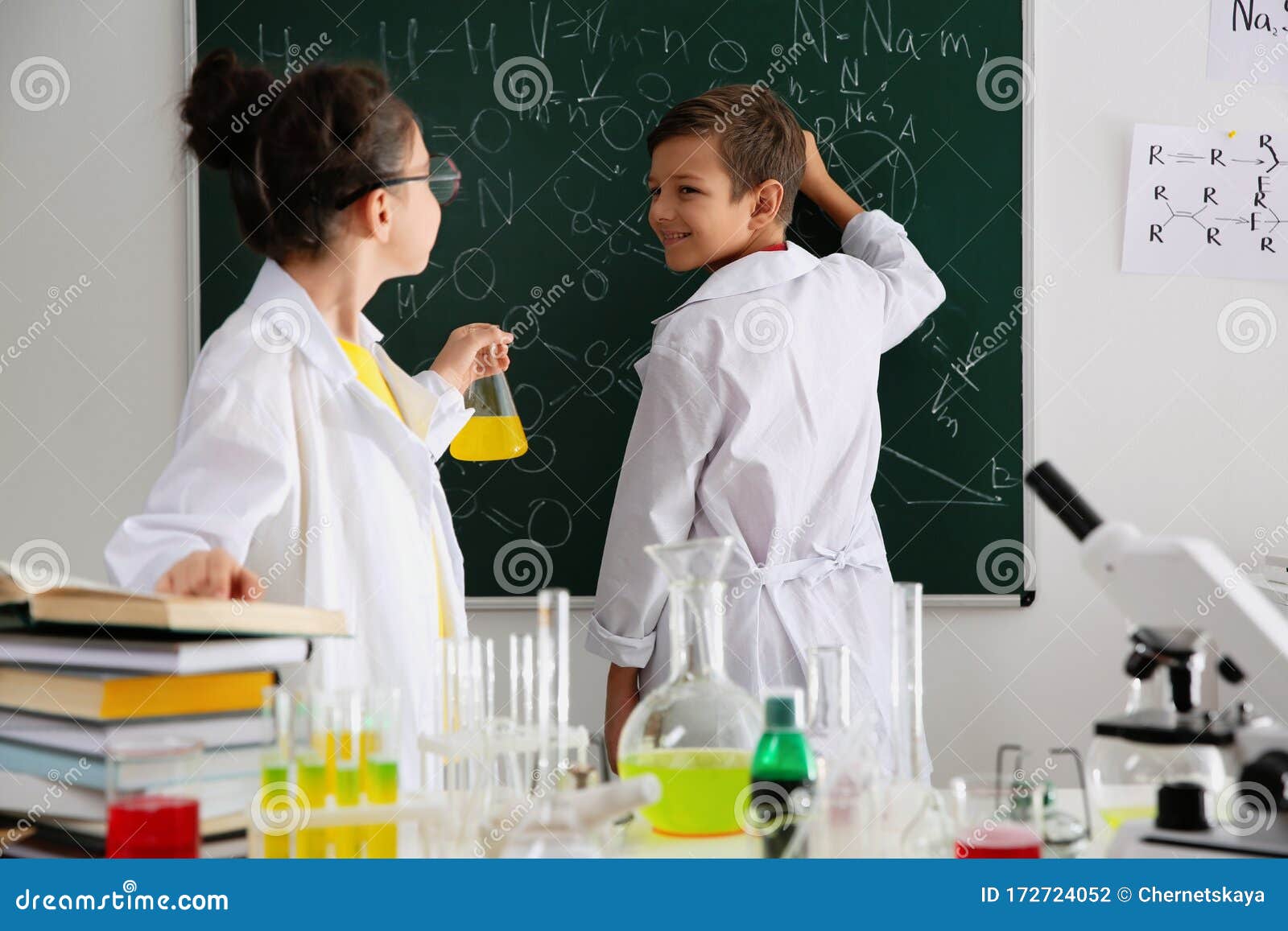 Smart Pupils Making Experiment in Class Stock Photo - Image of indoors ...