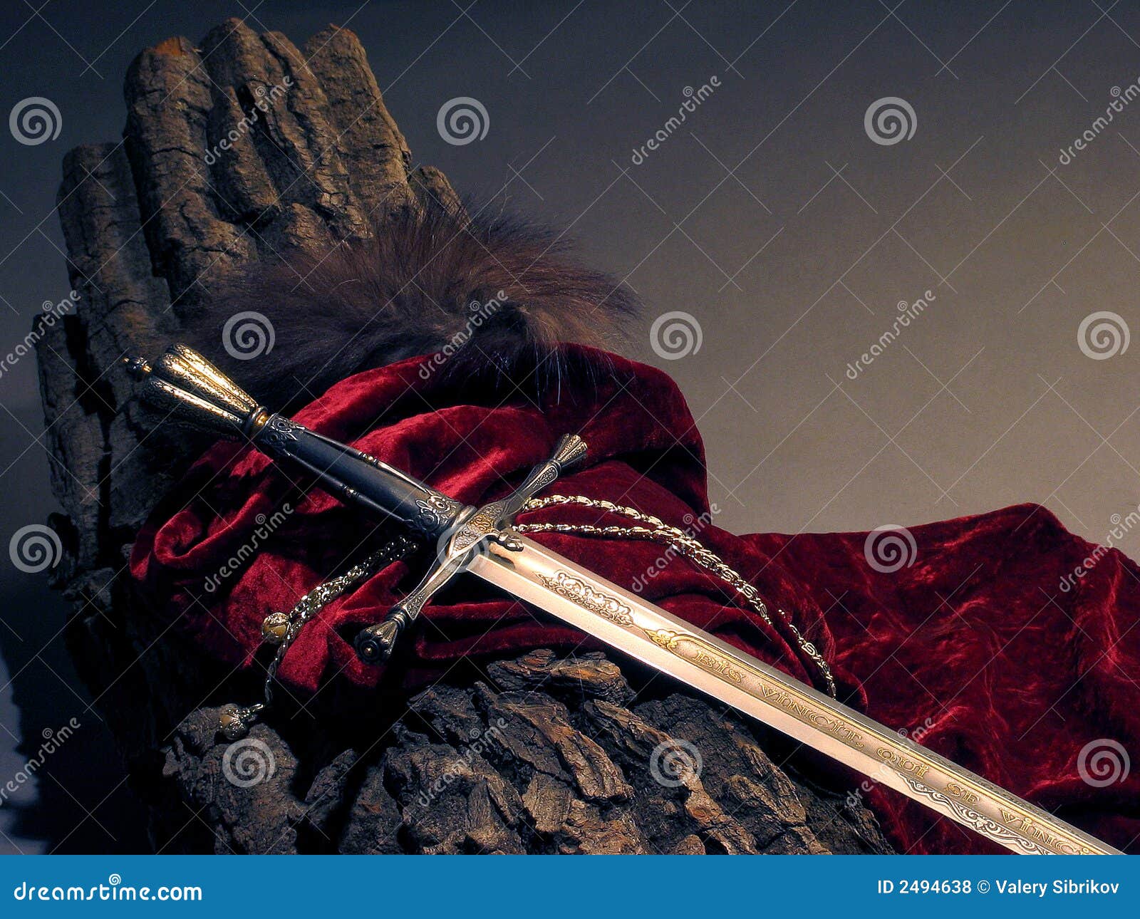 Sword Royalty-Free Stock Photography | CartoonDealer.com #11171807