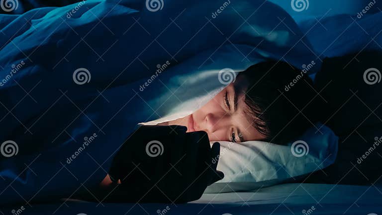 Smartphone Addiction Late Night Screen Time in Bed Stock Photo - Image ...