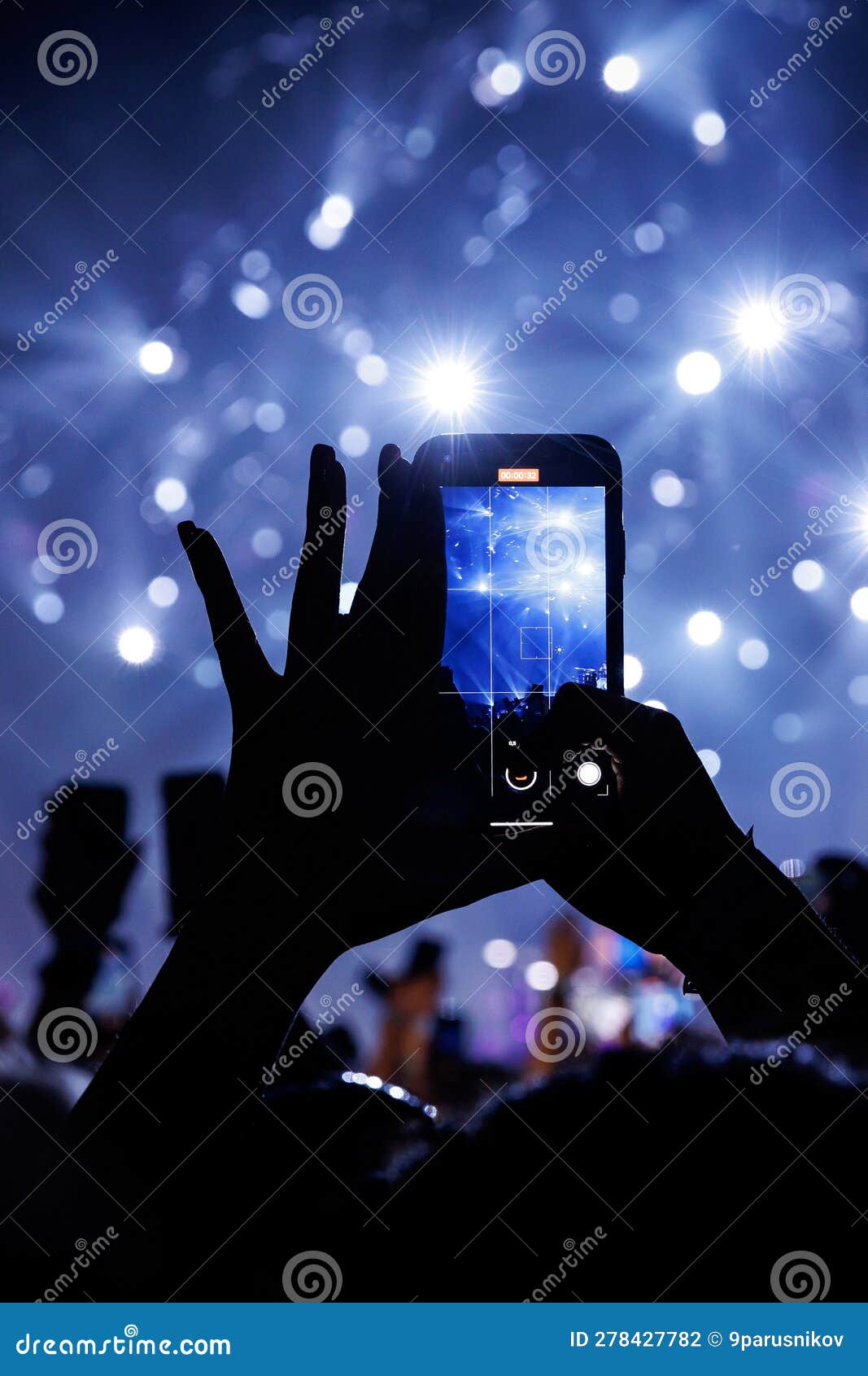 Smartphone Crowd at a Music Event Stock Photo - Image of cell, music ...
