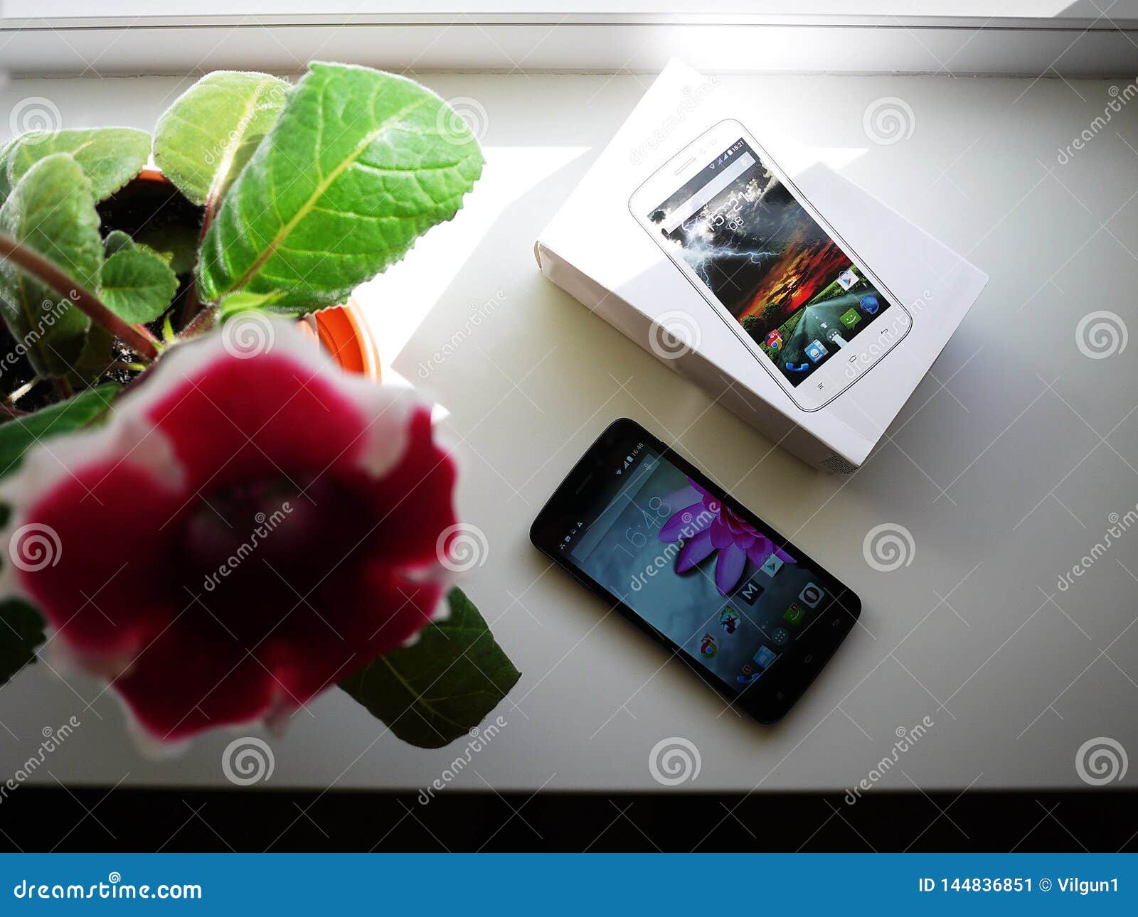 Smartphone Display of Different Size. Various Sizes of Mobile Phone ...