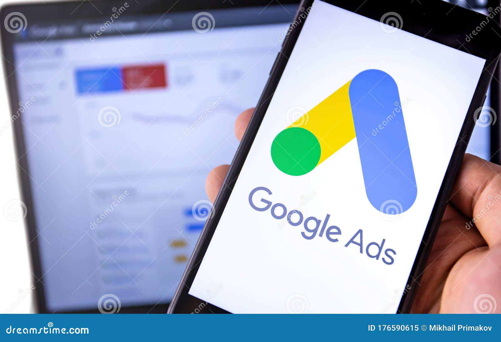 Smartphone with Google Ads editorial image. Image of macbook - 176590615