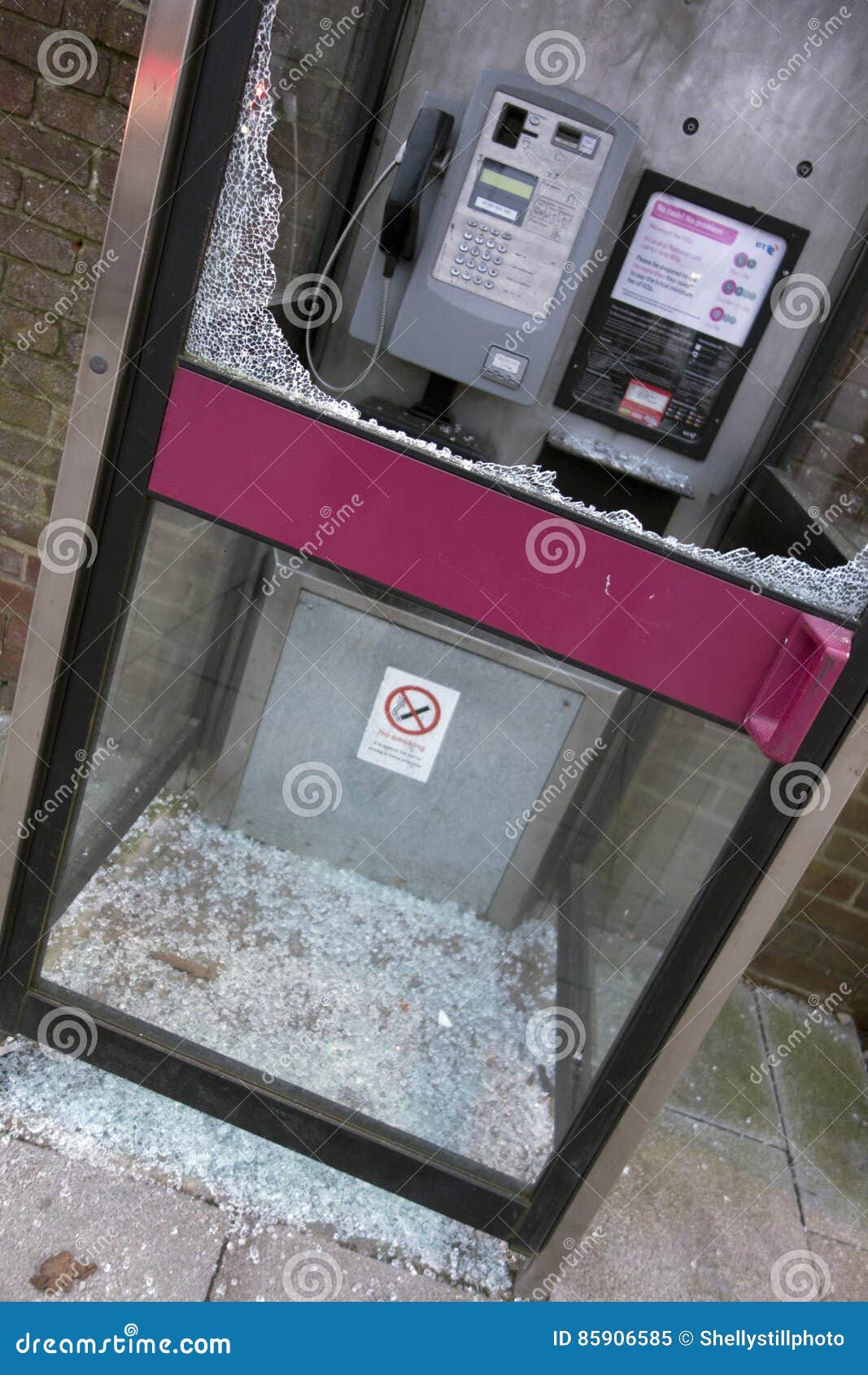 Smashed Broken Phone Box in Wokingham Editorial Image - Image of ...