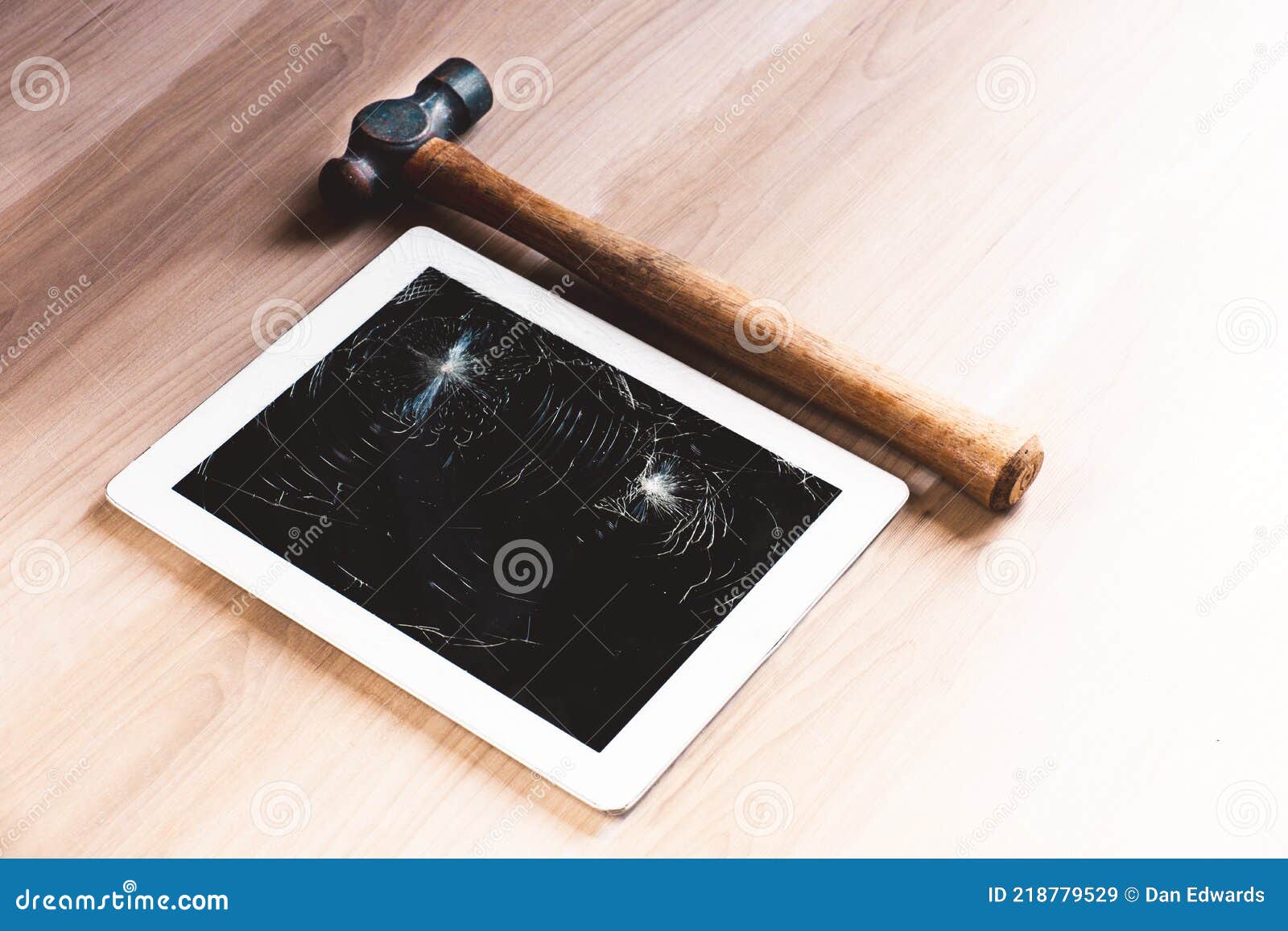 Smashed tablet screen stock image. Image of mobile, broken - 218779529
