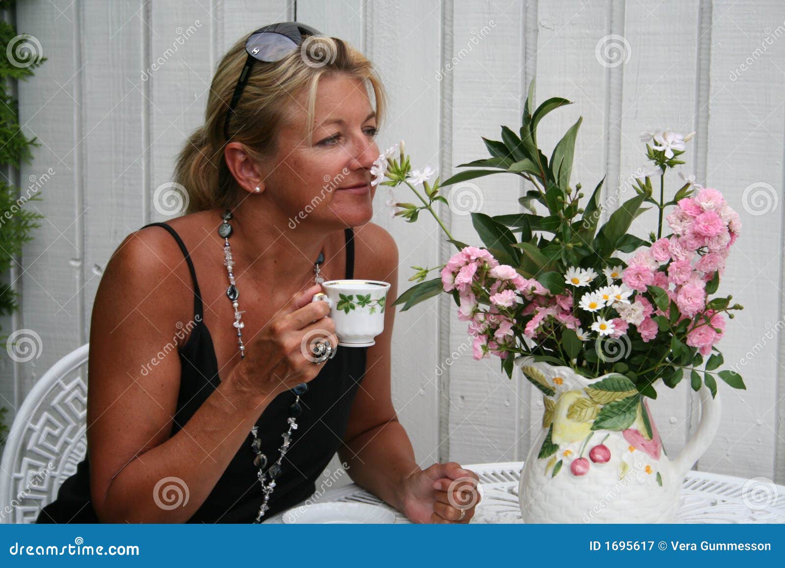 It smell wonderful stock image. Image of relax, lovely - 1695617