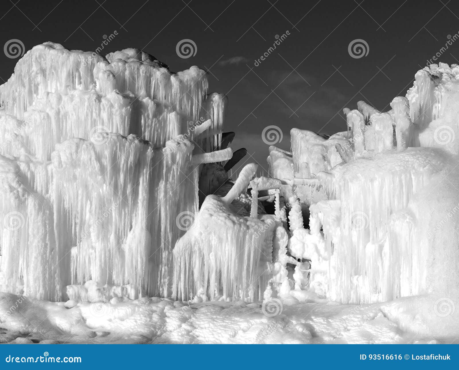 Smeltend ijs stock foto. Image of opwarming, smelting - 93516616