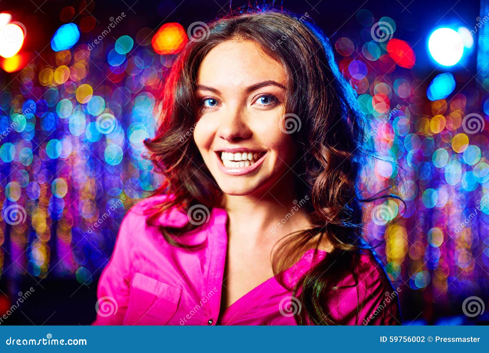 Smiley Girl photo stock. Image du appréciez, regarder - 59756002