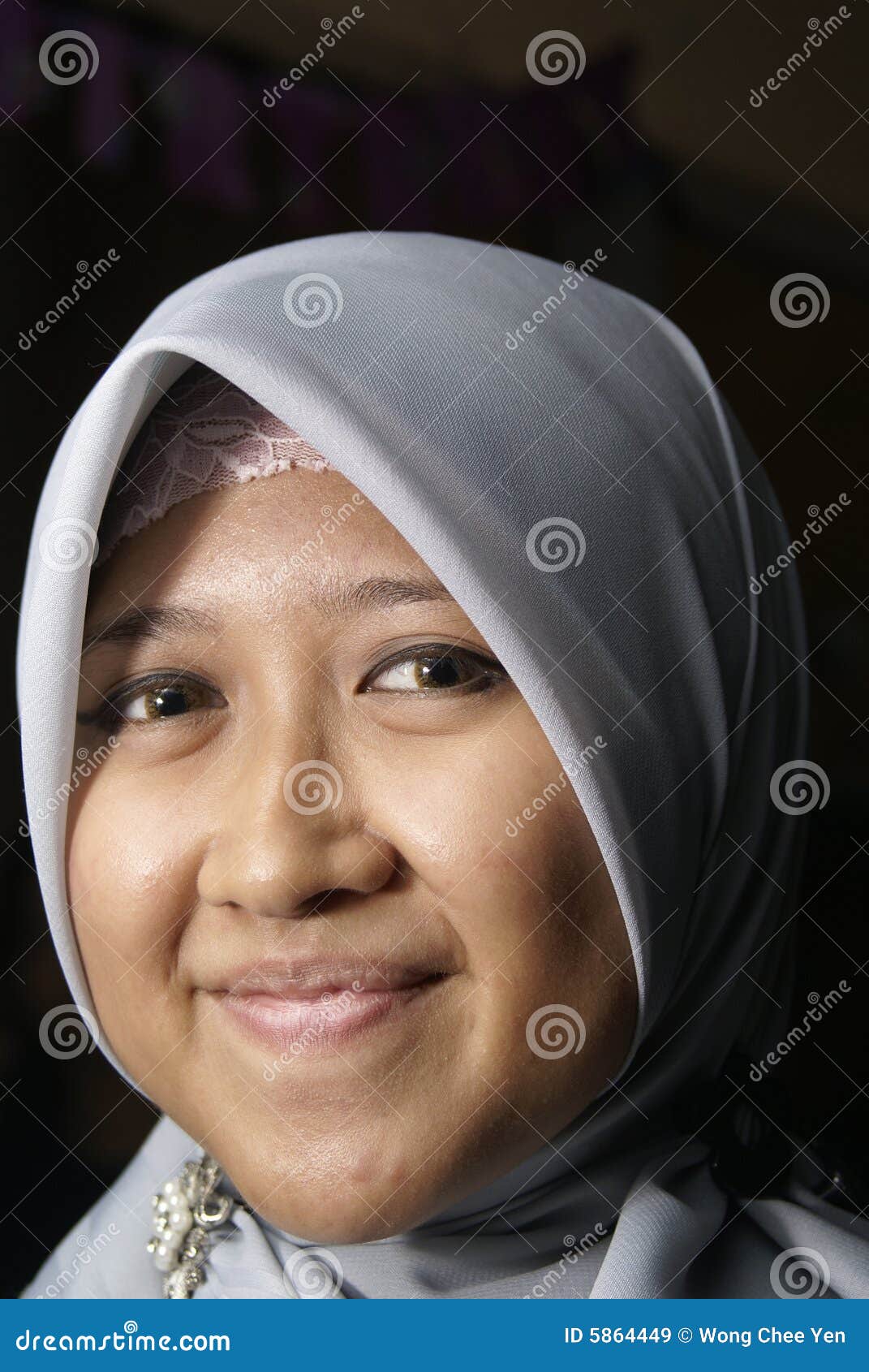Smiling asian muslim lady stock image. Image of sweet - 5864449