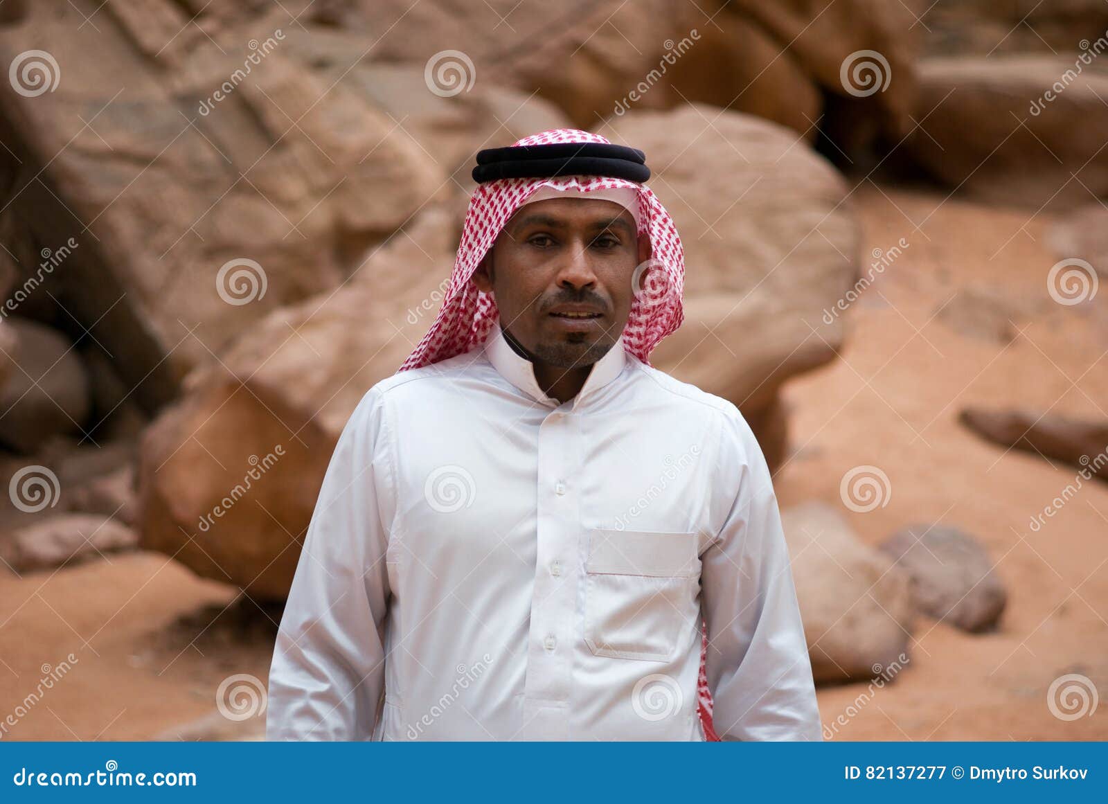 Smiling Bedouin Man, Portrait Editorial Photography - Image of dress ...