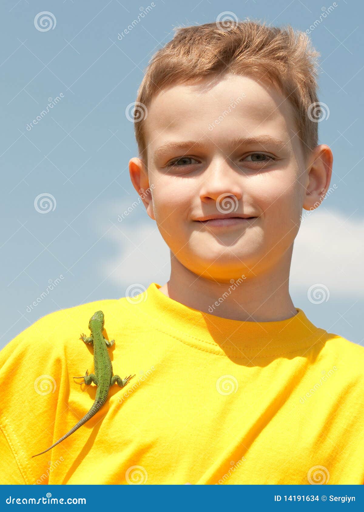 Smiling boy with lizard stock photo. Image of children - 14191634