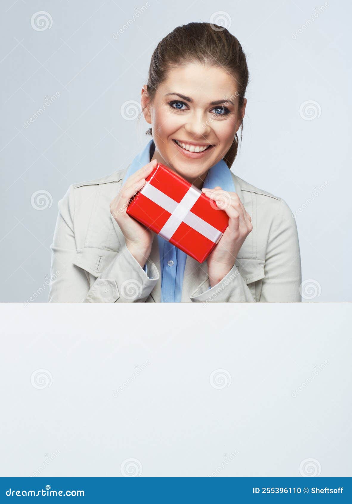 Smiling Business Woman Red Gift Box Hold Stock Photo - Image of ... Smiling Business Woman Red Gift Box Hold Stock Photo - Image of ...
