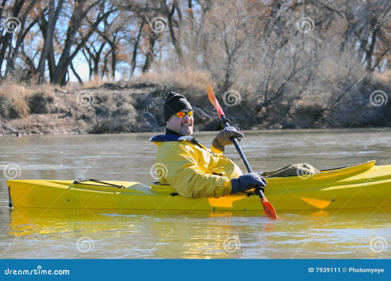 Smiling canoeist on river stock image. Image of headgear - 7939111