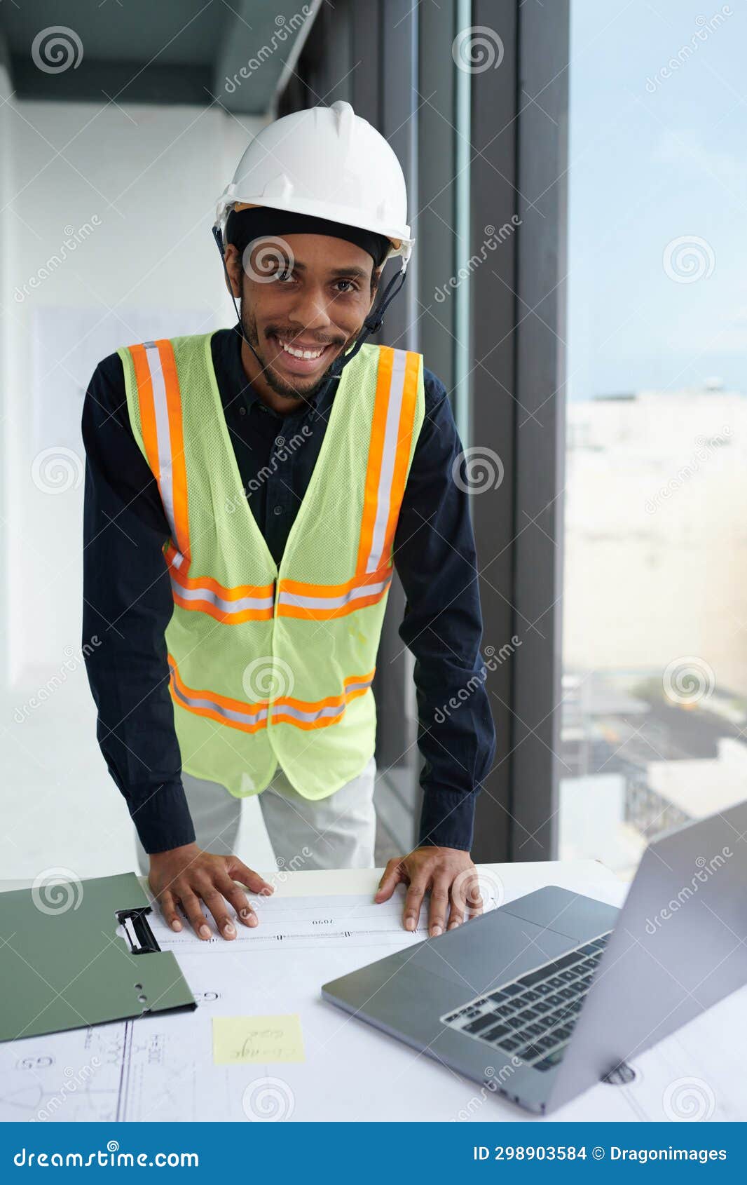 Smiling Construction Worker in Hardhat Stock Photo - Image of male ...