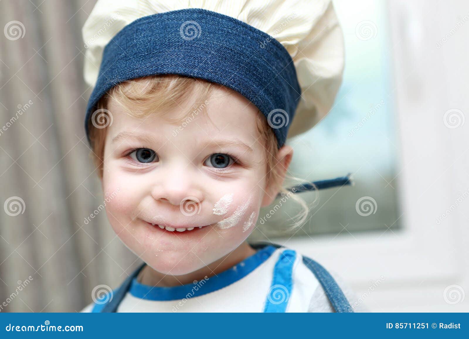 Smiling cook child stock image. Image of home, meal, childhood - 85711251