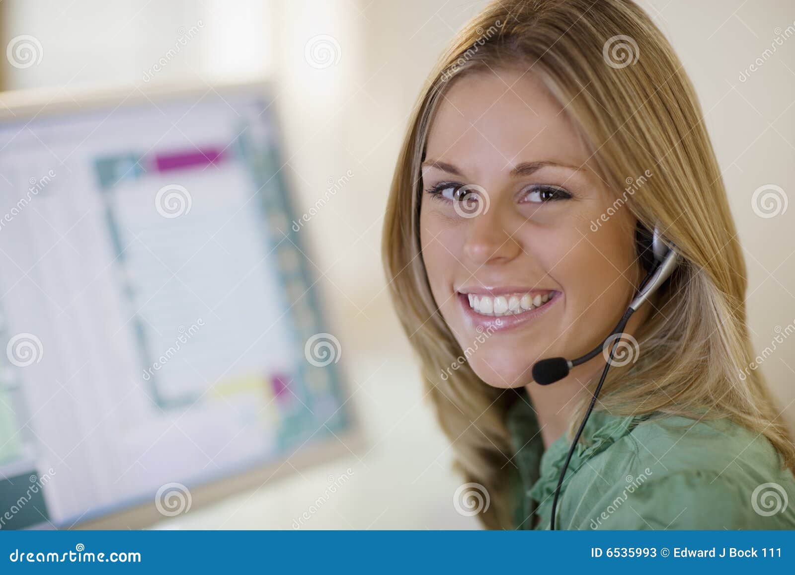 Smiling customer service stock image. Image of computer - 6535993