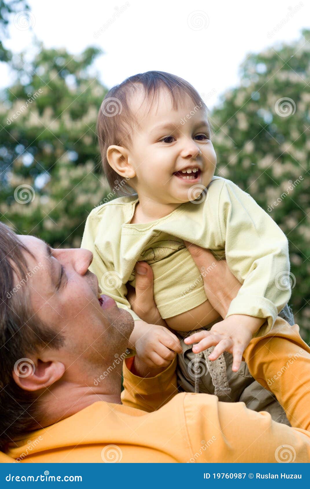 Smiling dad and baby stock image. Image of park, portrait - 19760987