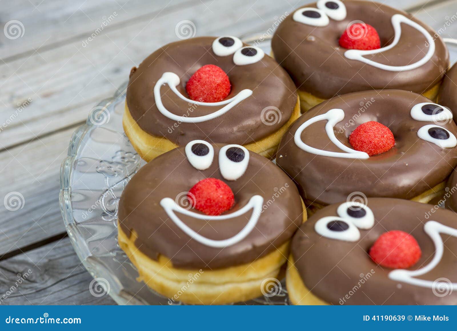 Smiling doughnuts stock image. Image of creative, tasty - 41190639