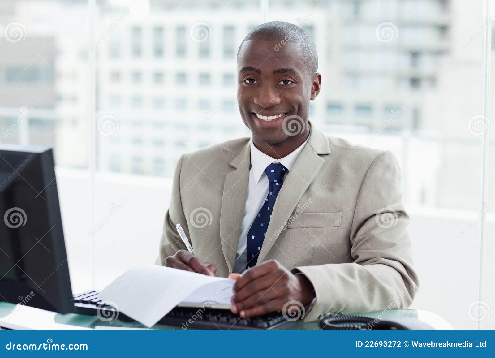 Smiling Entrepreneur Signing a Document Stock Photo - Image of notes ...