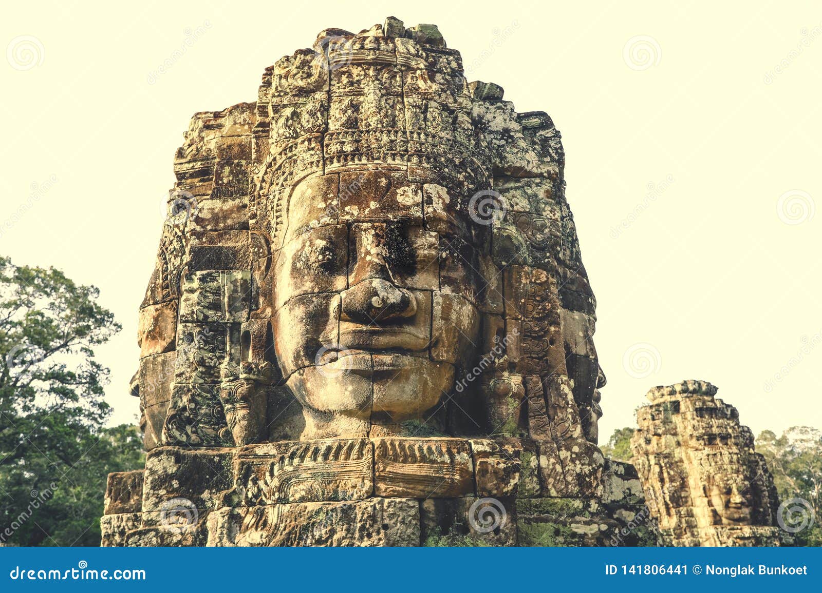 Smiling Faces of Bayon Temple in Angkor Thom Stock Image - Image of ... Smiling Faces of Bayon Temple in Angkor Thom Stock Image - Image of ...