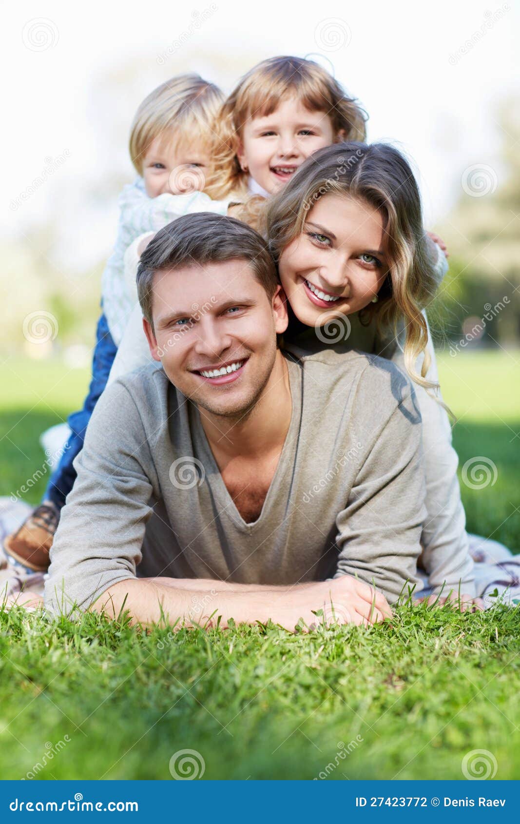 Smiling family stock photo. Image of outdoors, parent - 27423772