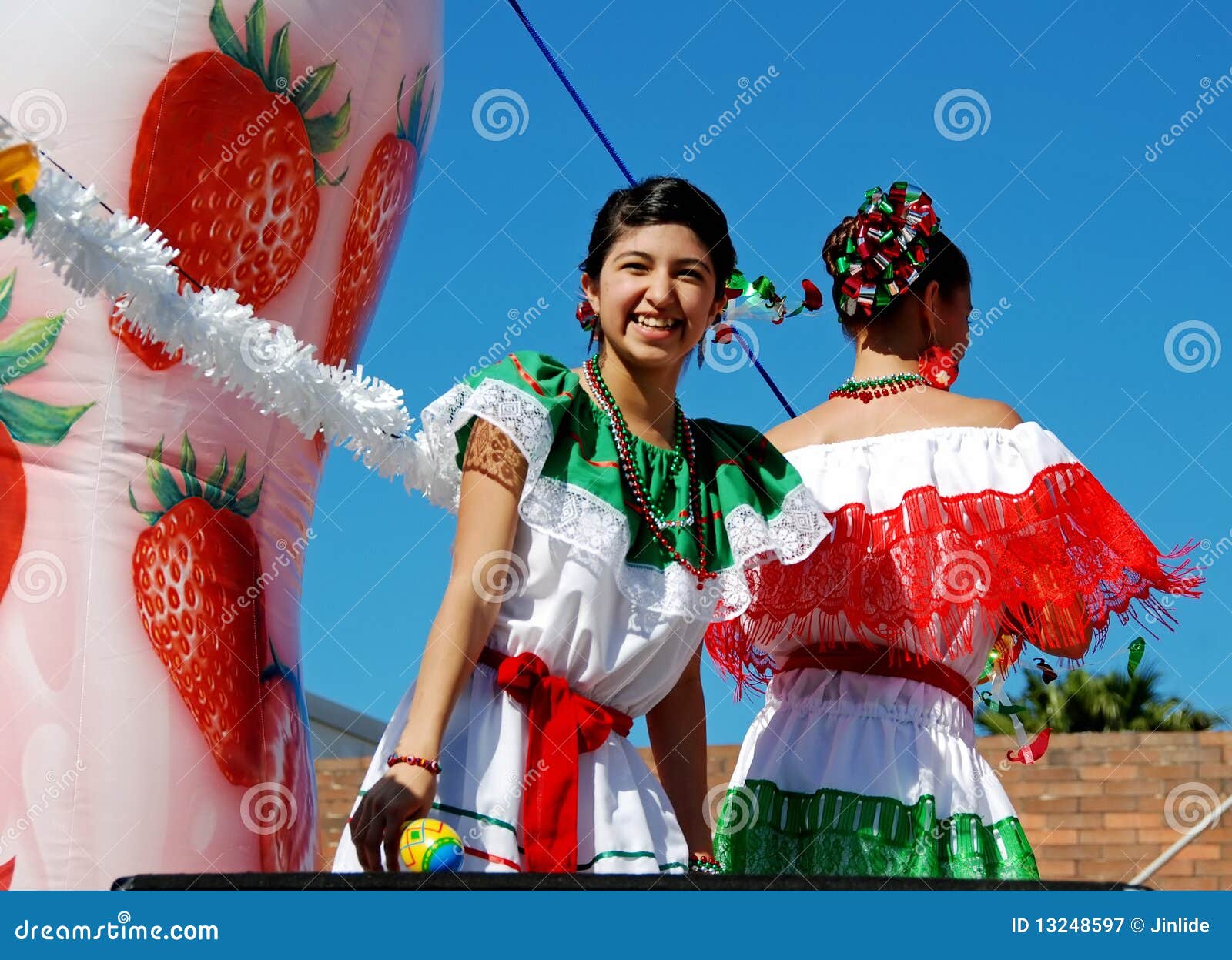 Smiling Girls on Parade Float Editorial Photography - Image of event ...