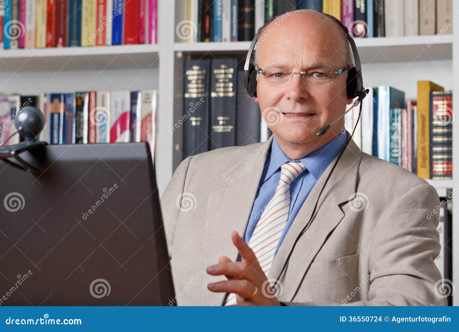 Smiling Man Computer Headset Stock Photo - Image of call, knowhow: 36550724