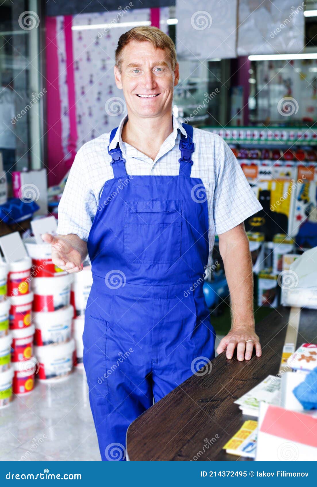 Seller in Tool-ware Hypermarket Stock Image - Image of shop, store ...