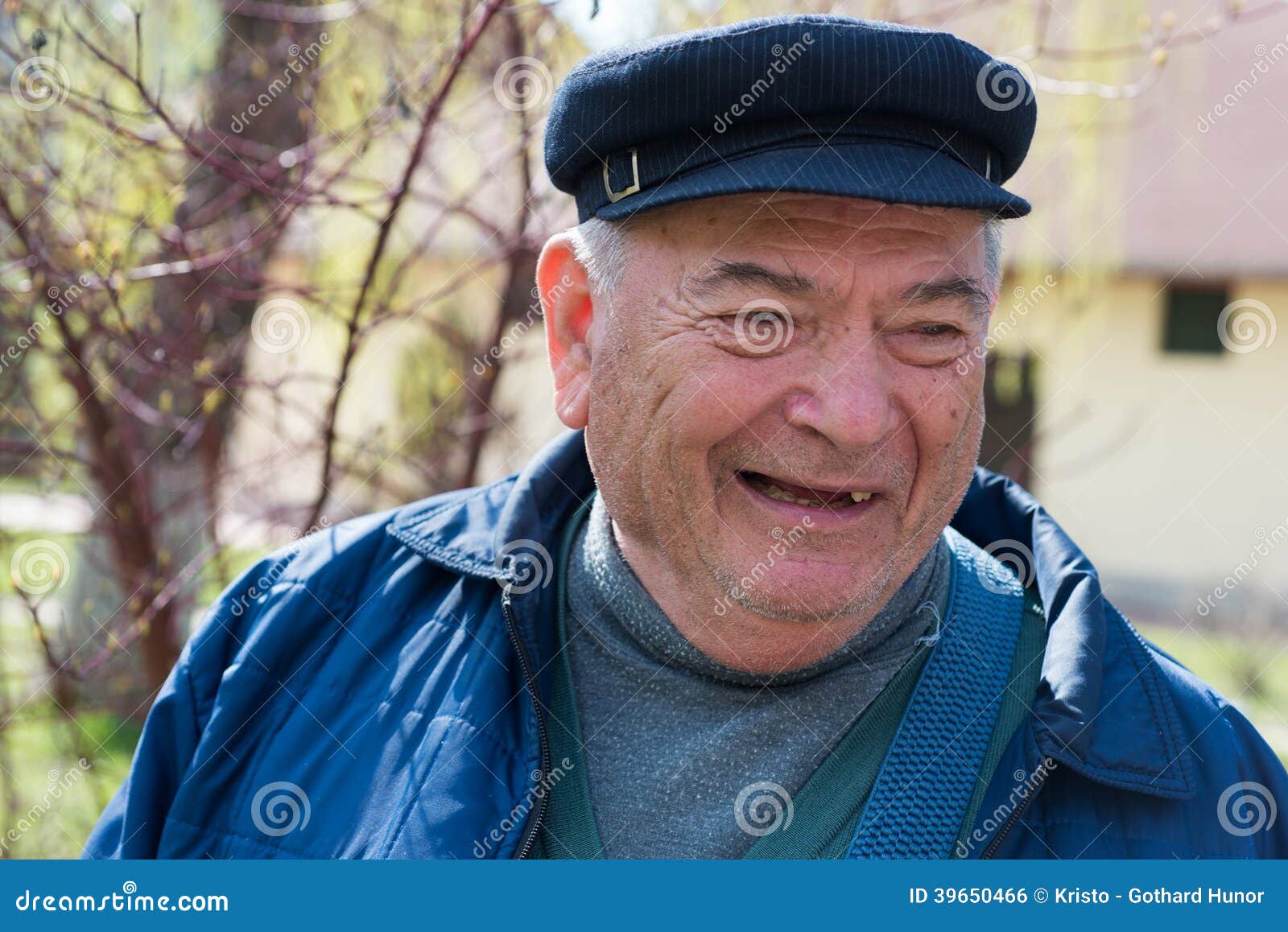 Smiling old man stock photo. Image of grey, senior, green - 39650466