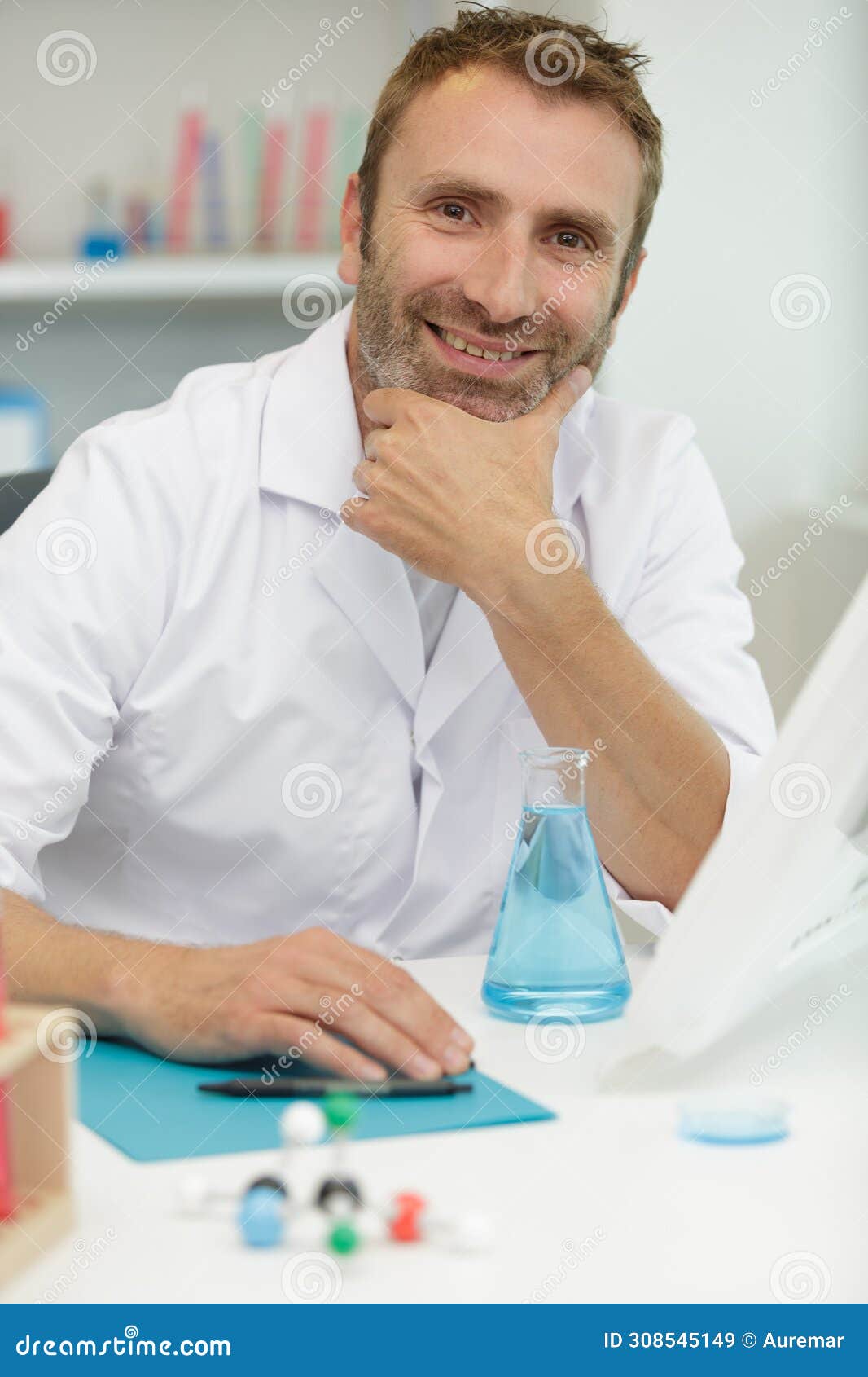 Smiling Scientist in Laboratory Stock Image - Image of scientist ...