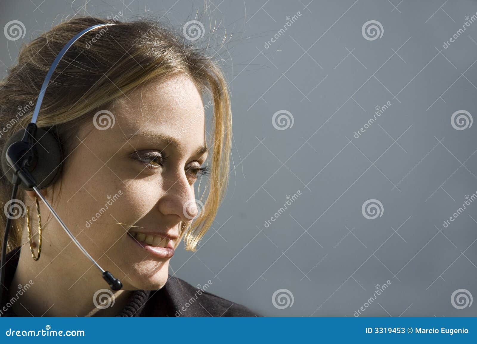 Smiling telemarketer stock image. Image of desk, call - 3319453